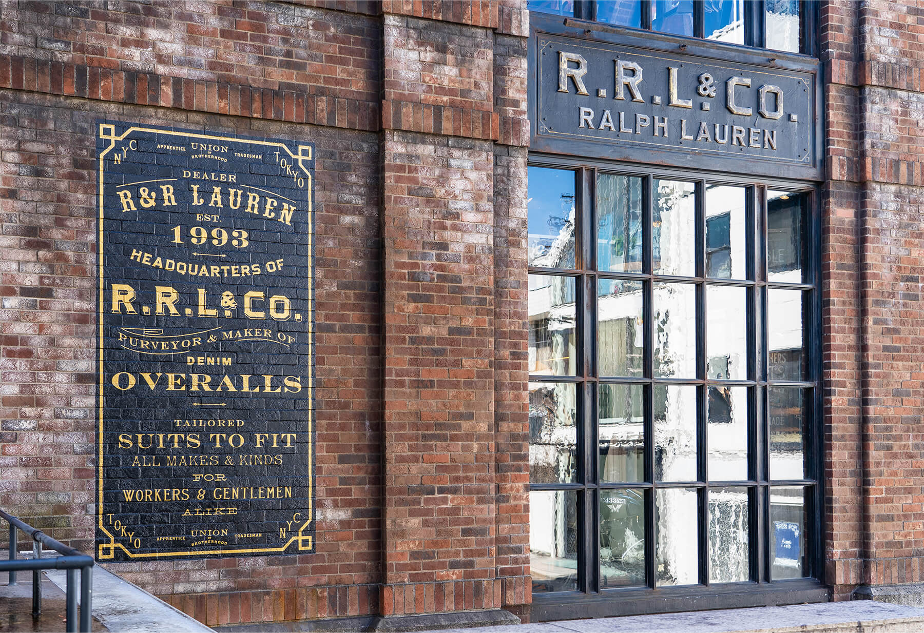 OMOTESANDO TOKYO RRL (サインペイント事例) | NATURALLY PAINT